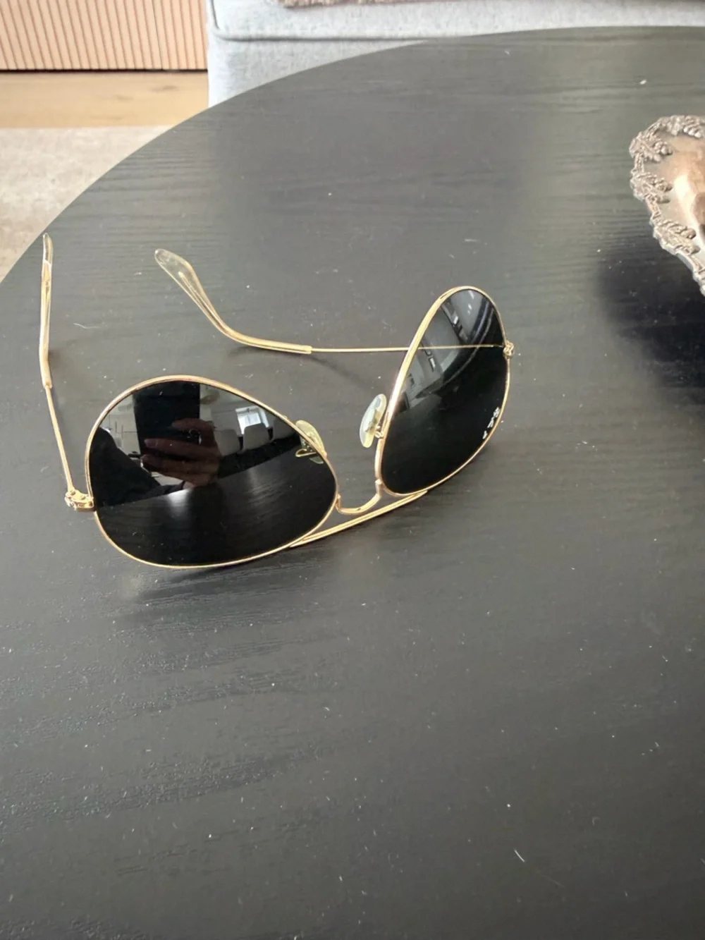 Ray-Ban | Accessories | Rayban Gold Frame Black Gradient Aviator ...